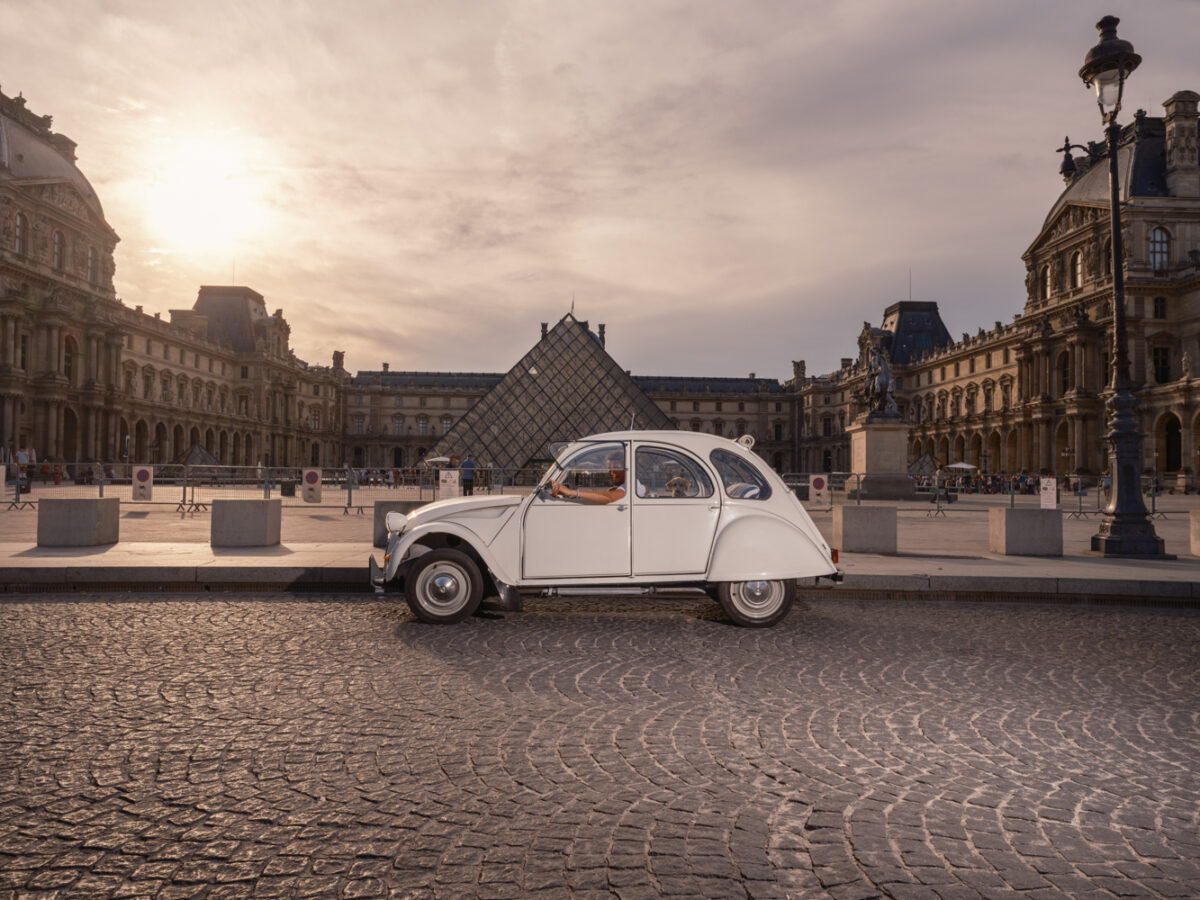 VIP Experience in Paris with a Luxurious and Private Tour